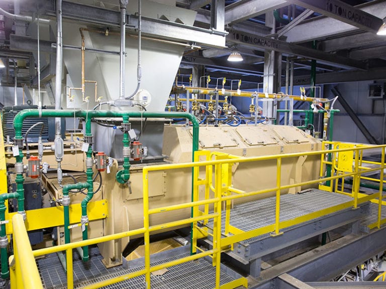 Pin-Paddle Mixer Unloader | UCC Environmental